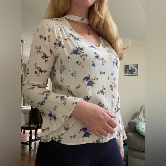 American Eagle Outfitters | Tops | American Eagle Flowy Spring Top ...